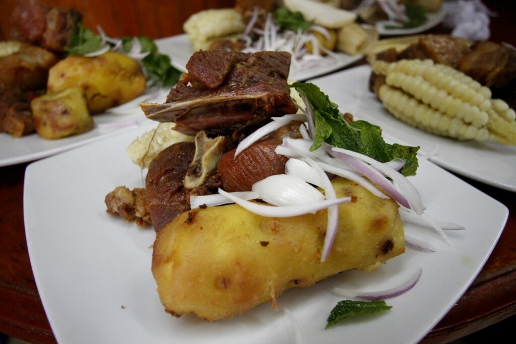 10 Platos imperdibles de la gastronomía de Cusco